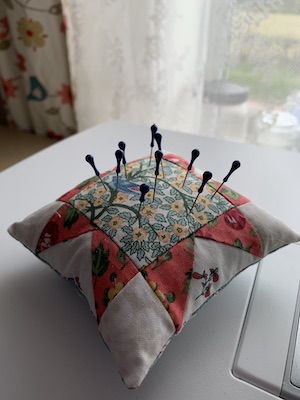 Hemline Easy Grip Pins – Strictly Quilting